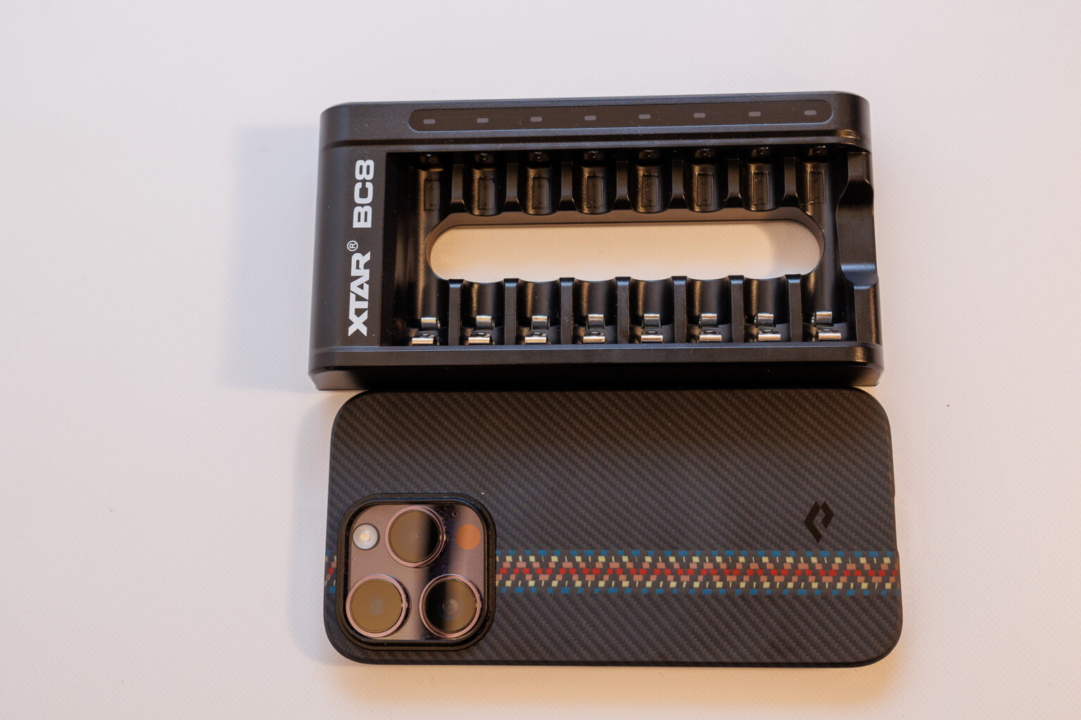 XTAR BC8 急速充電器レビュー！単3 単4 充電池 を8本同時急速充電可能なおすすめ充電池 | ゴーゴーシンゴのブログ