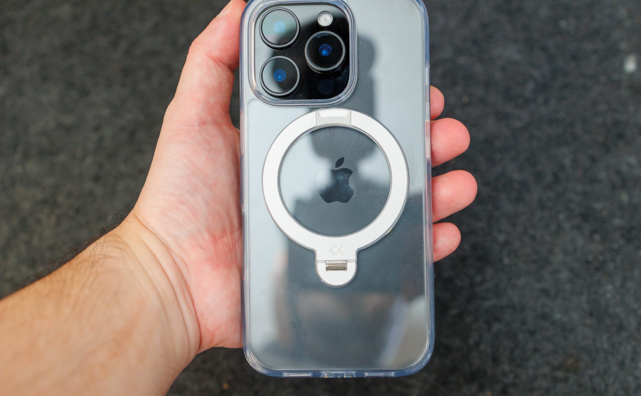 CASEKOO PRO Magicstand（Kori） レビュー！iPhone 16 Proおすすめの回転スタンド付きMagSafe対応 ...